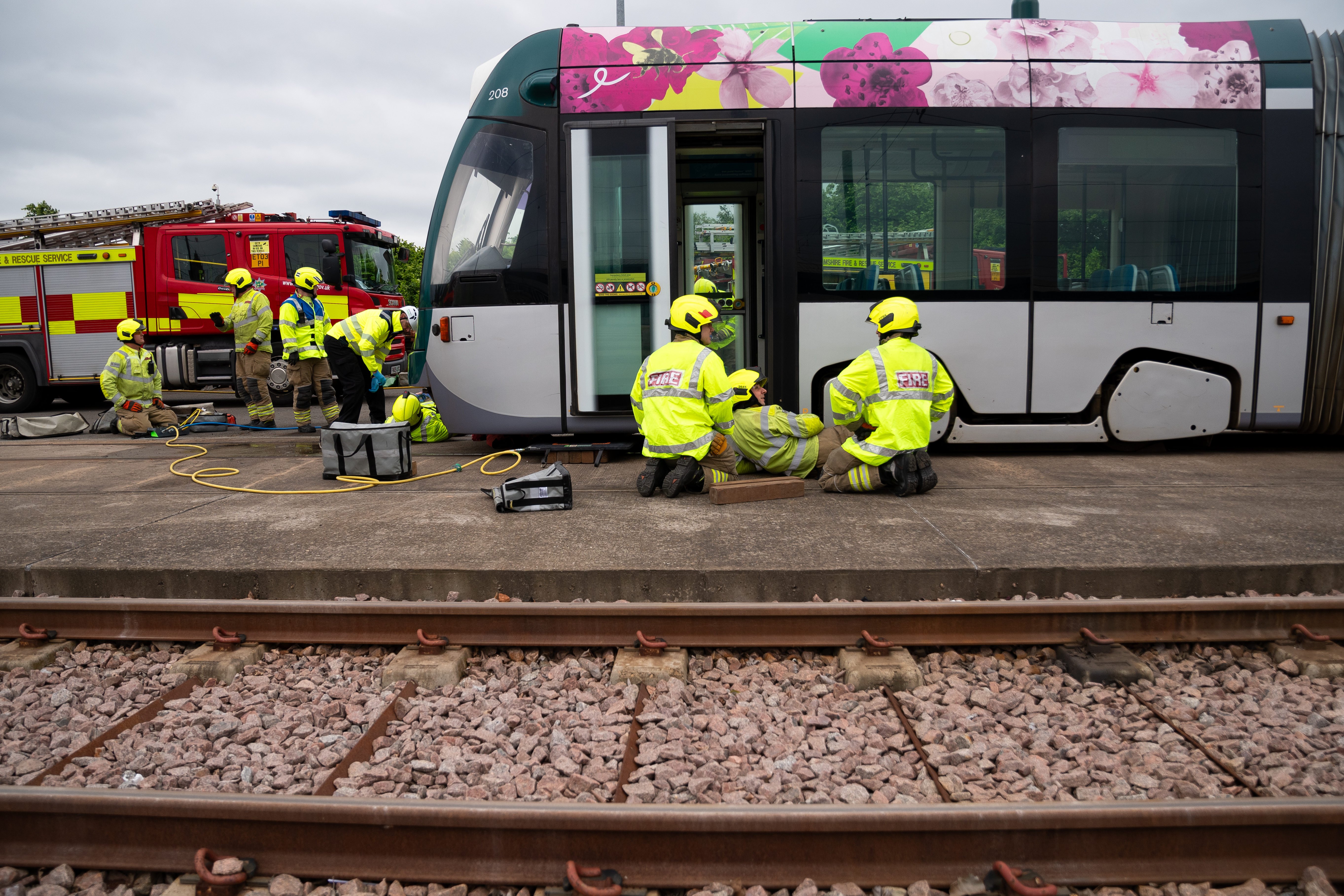 Nottinghamshire Fire and Rescue Service join forces with Nottingham ...